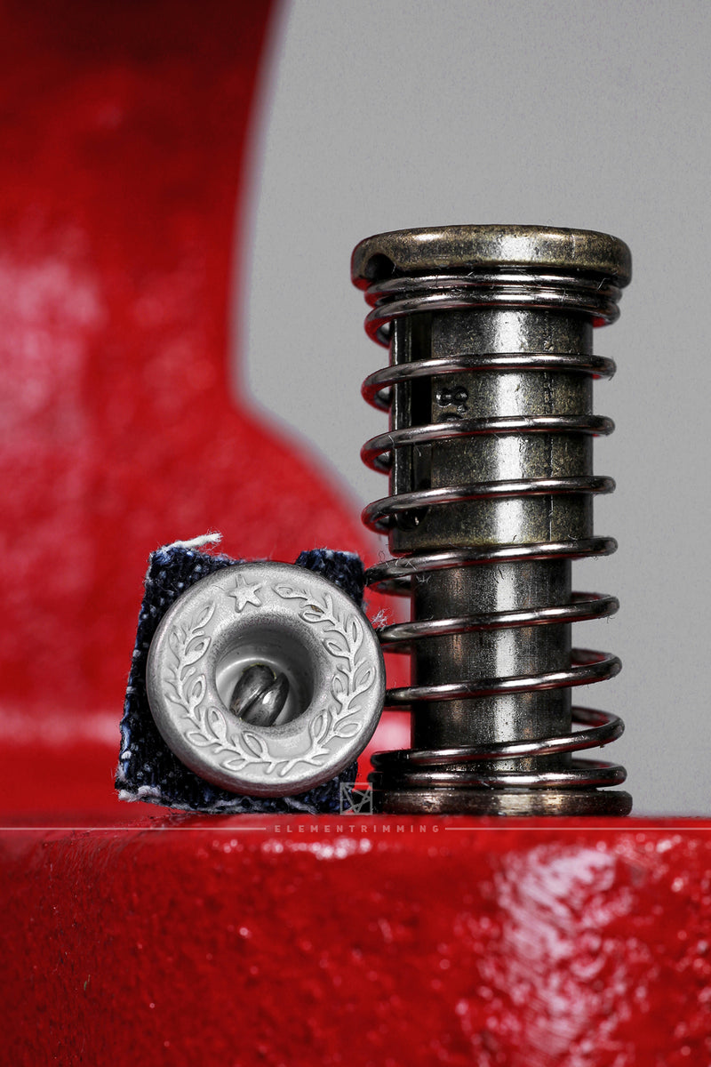 YKK | 14mm One-piece LAUREL WREATH Twin-prong Jeans Fly Button | YTCB ...